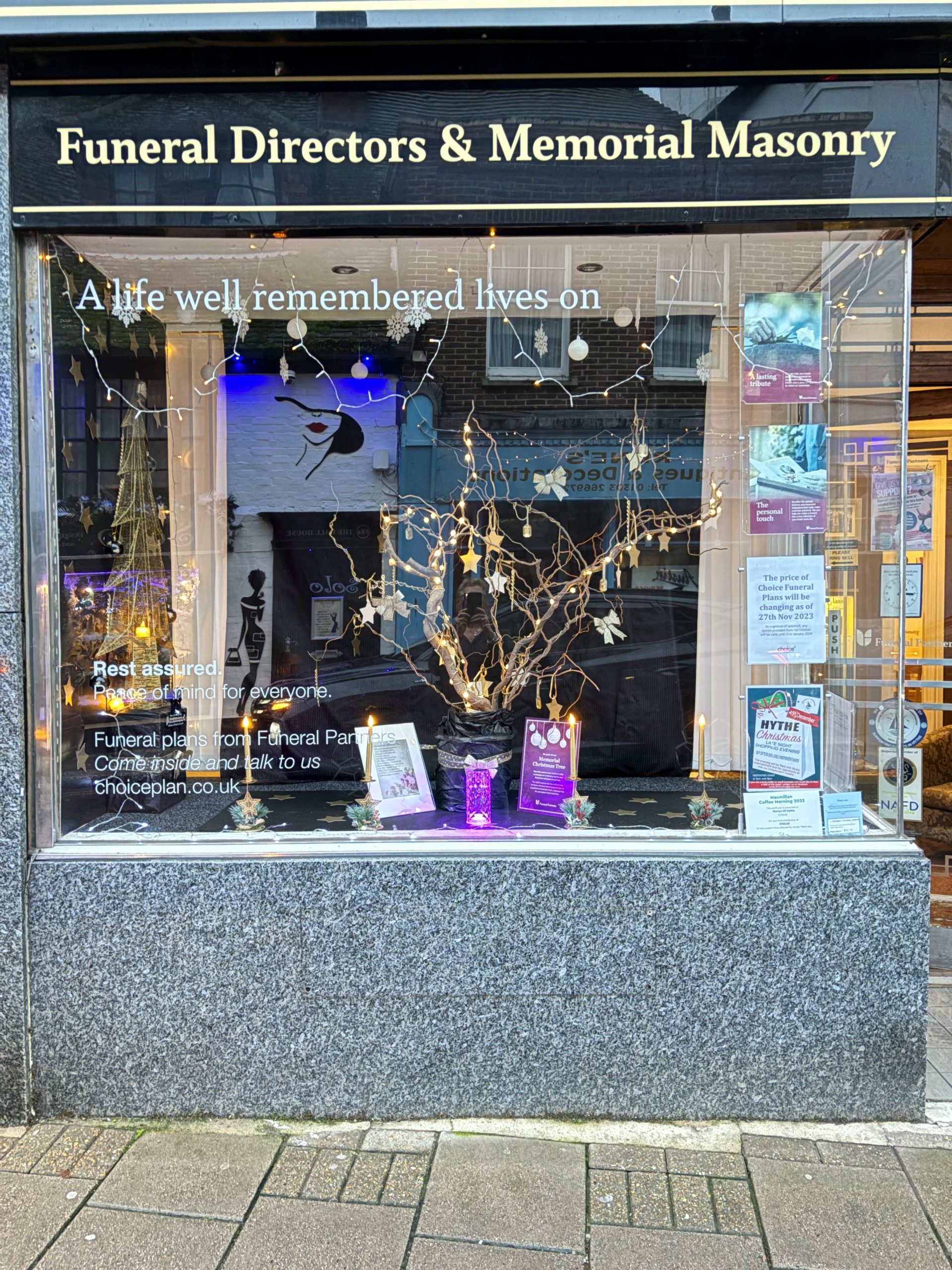 Festive window - Sterry Funeral Service